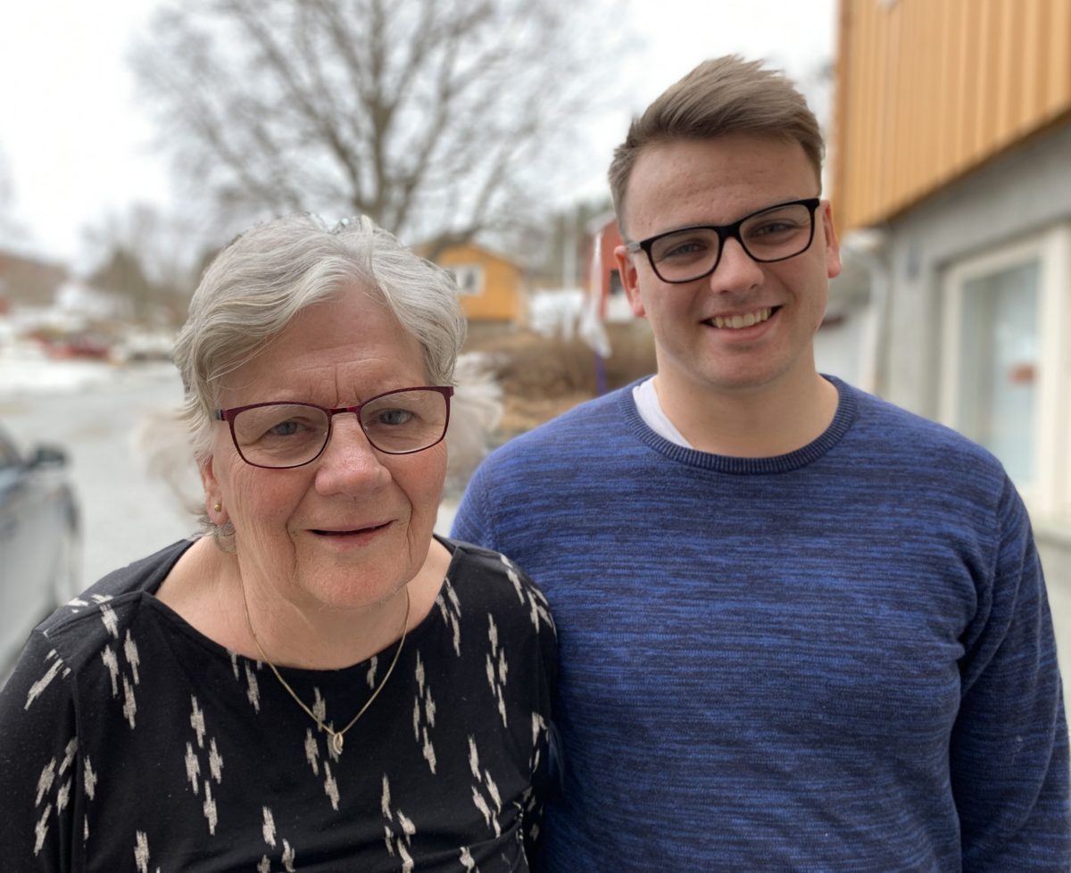 Gleder besteforeldre med deres favorittmusikk | Folkehøgskole